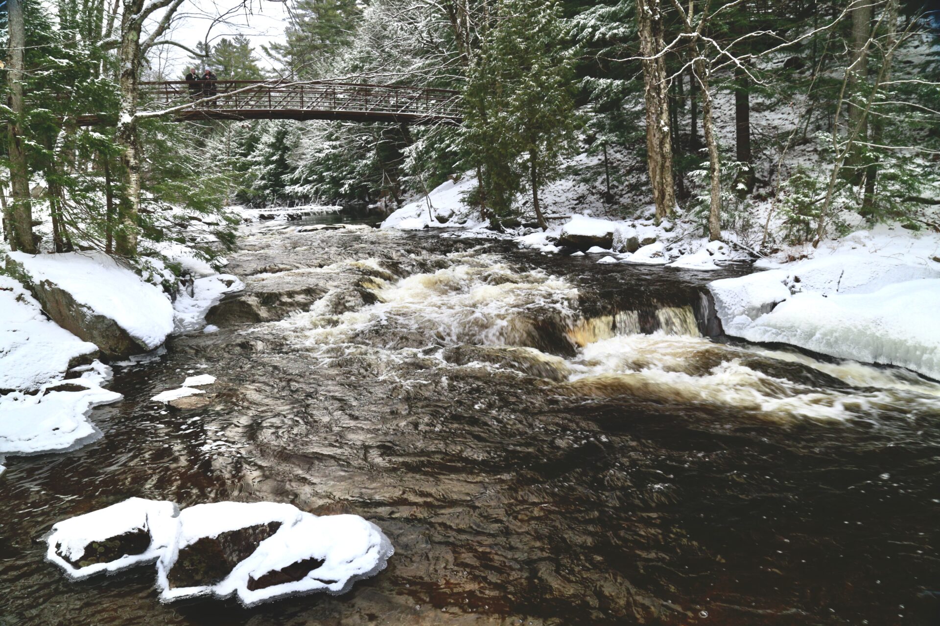 Stubb's Falls & Big Bend Lookout - Easy Winter Hike in Arrowhead - The ...