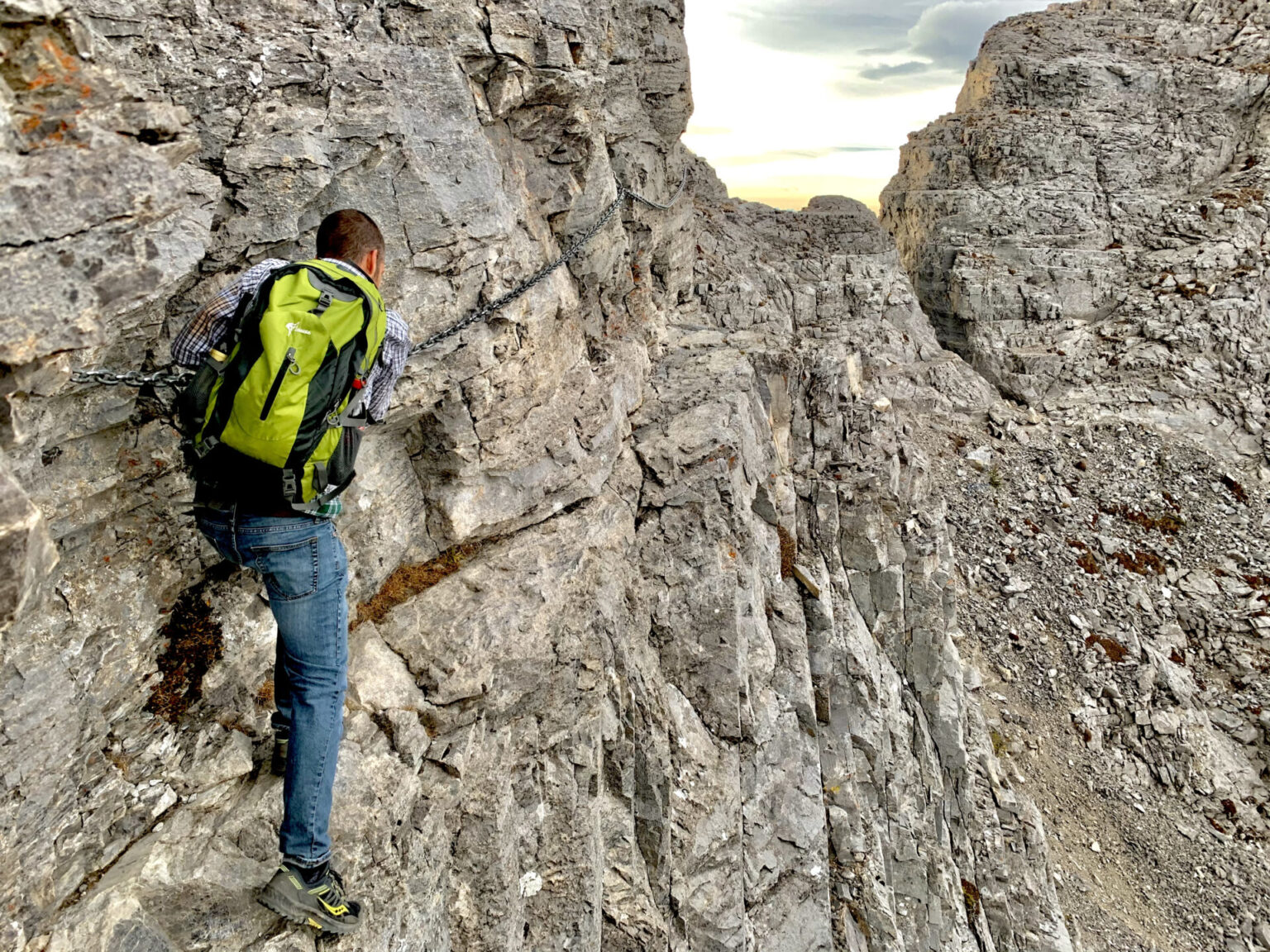 Mount Yamnuska Hike in Kananaskis (Bow Valley Wildland) - The Holistic ...
