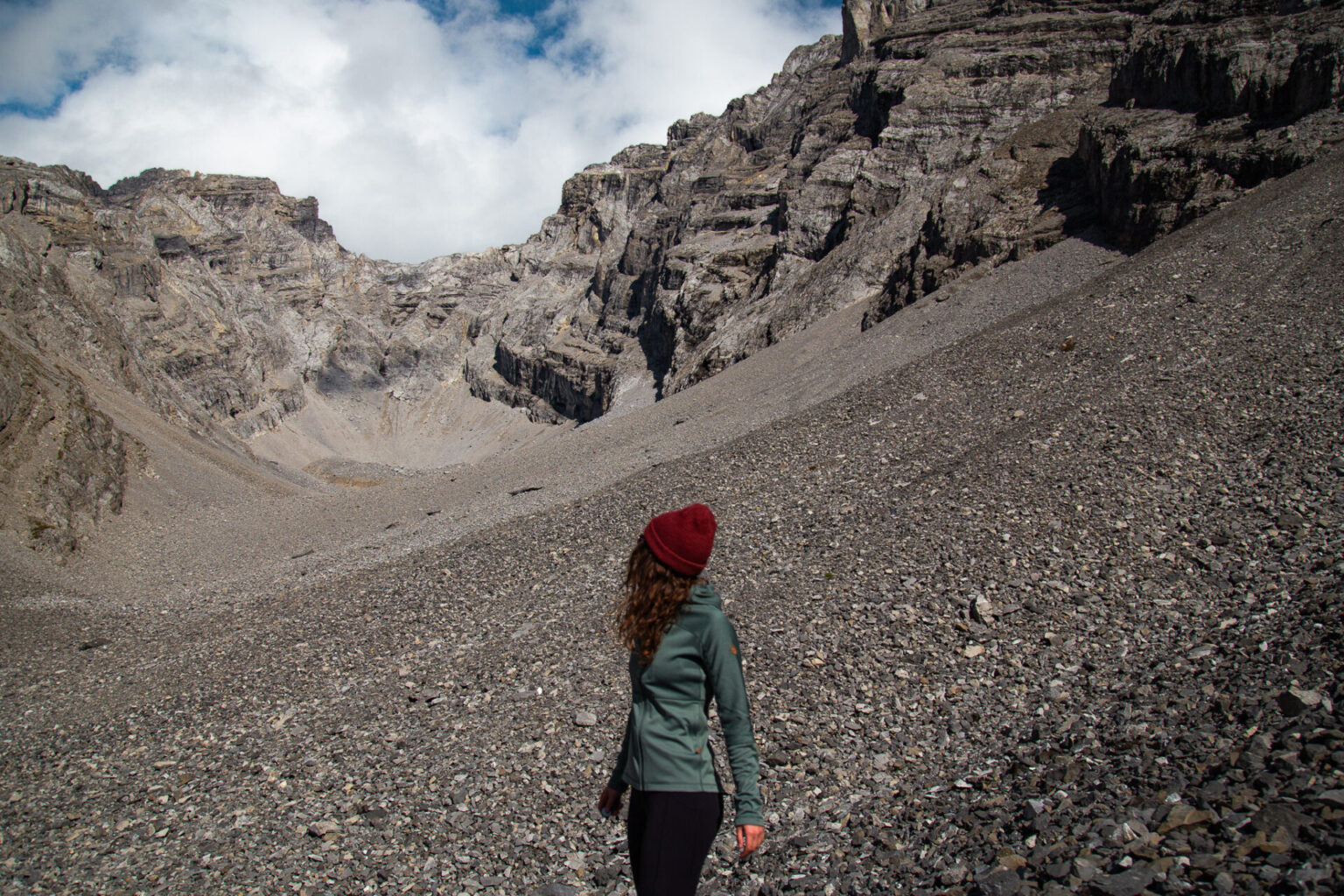 Cascade Amphitheatre Hike Guide - Banff - The Holistic Backpacker